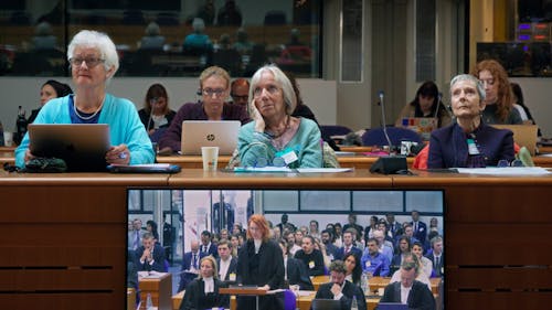 Trop chaud – KlimaSeniorinnen vs. Switzerland | Solothurner Filmtage